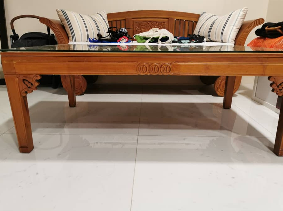 Solid Wood Glass Top Wide Coffee Table / Meja Kopi Lebar Atas Kaca Kayu ...